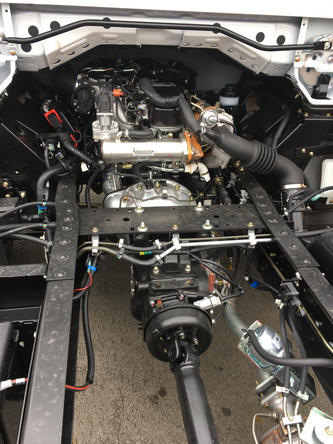 ISUZU NKR K600 WIDE CABIN CHASSIS TRUCK Supplier